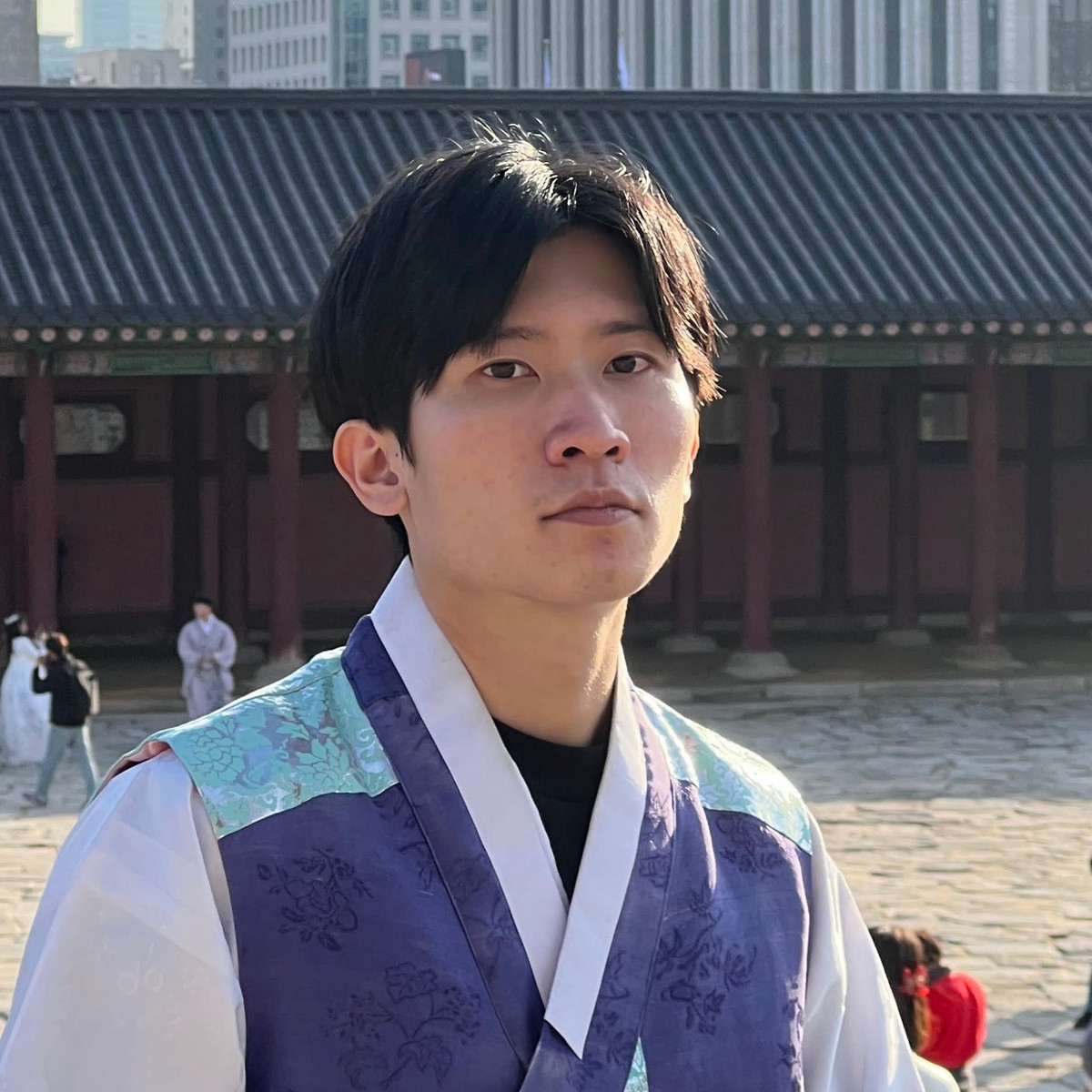 Ethan | Instagram, YouTube | Portaly