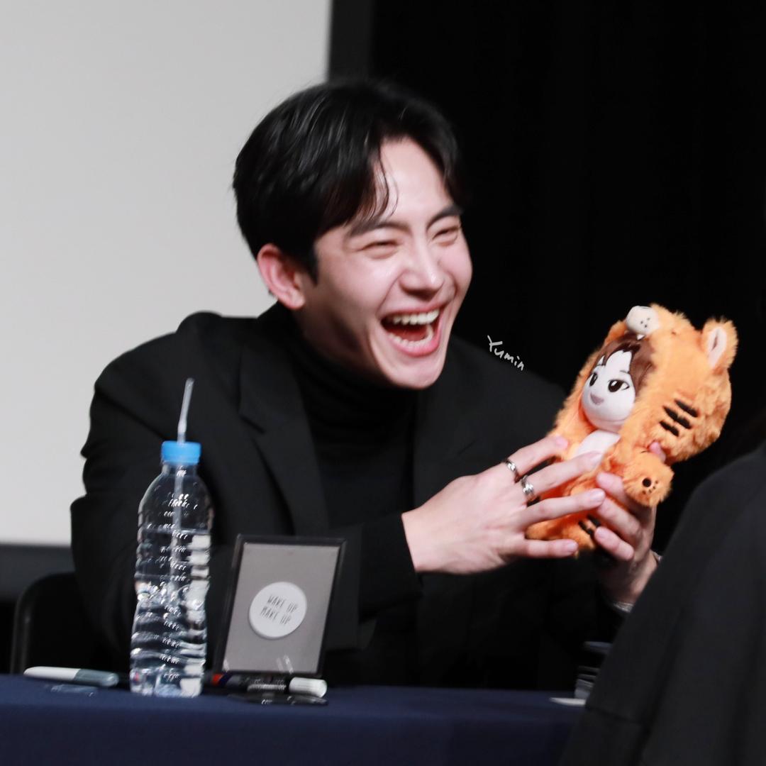 Min | YouTube, Instagram, Twitter | Portaly