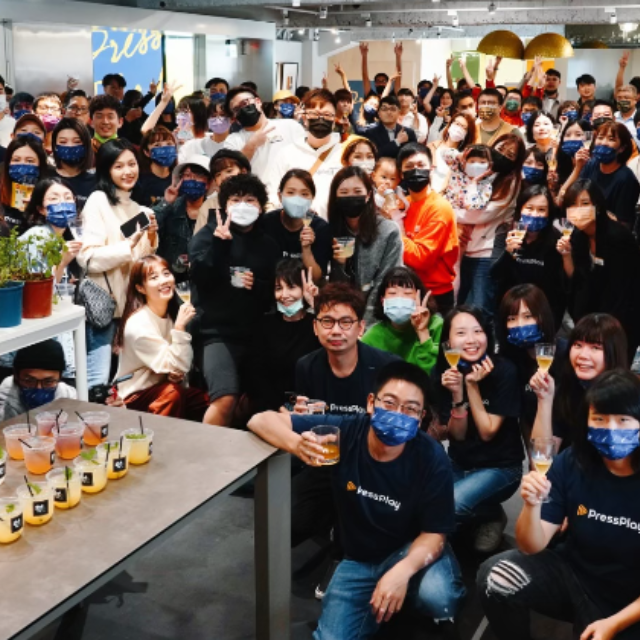 Yourator | Podcast, Instagram, Facebook | Portaly