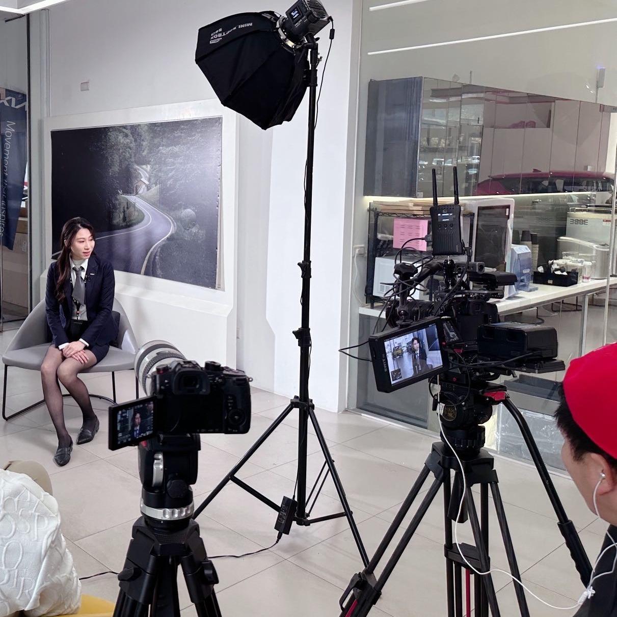 Emily_CAR | YouTube, Instagram, Facebook | 傳送門