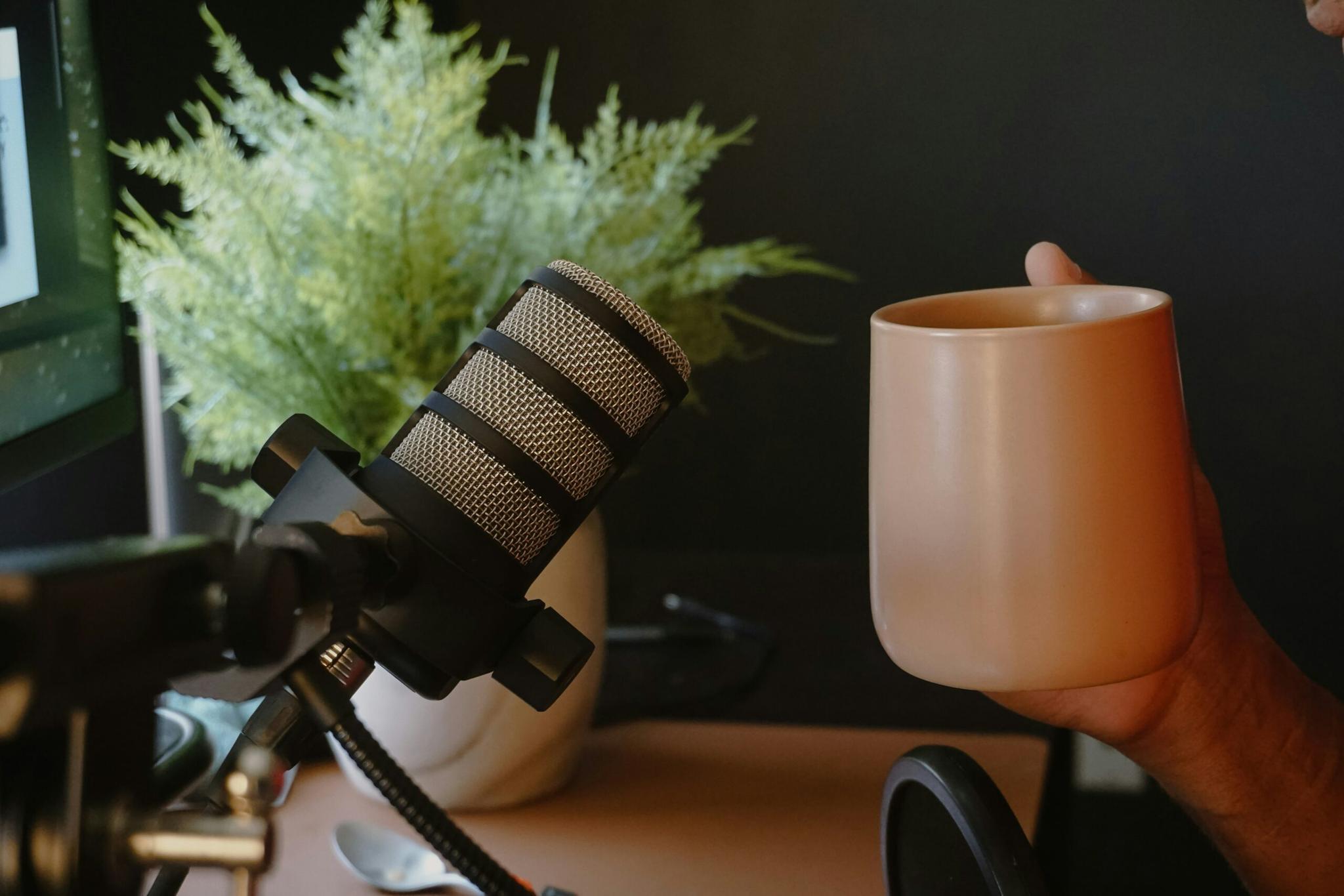 Accton Technology 智邦科技 | Podcast, Instagram, Facebook | 傳送門