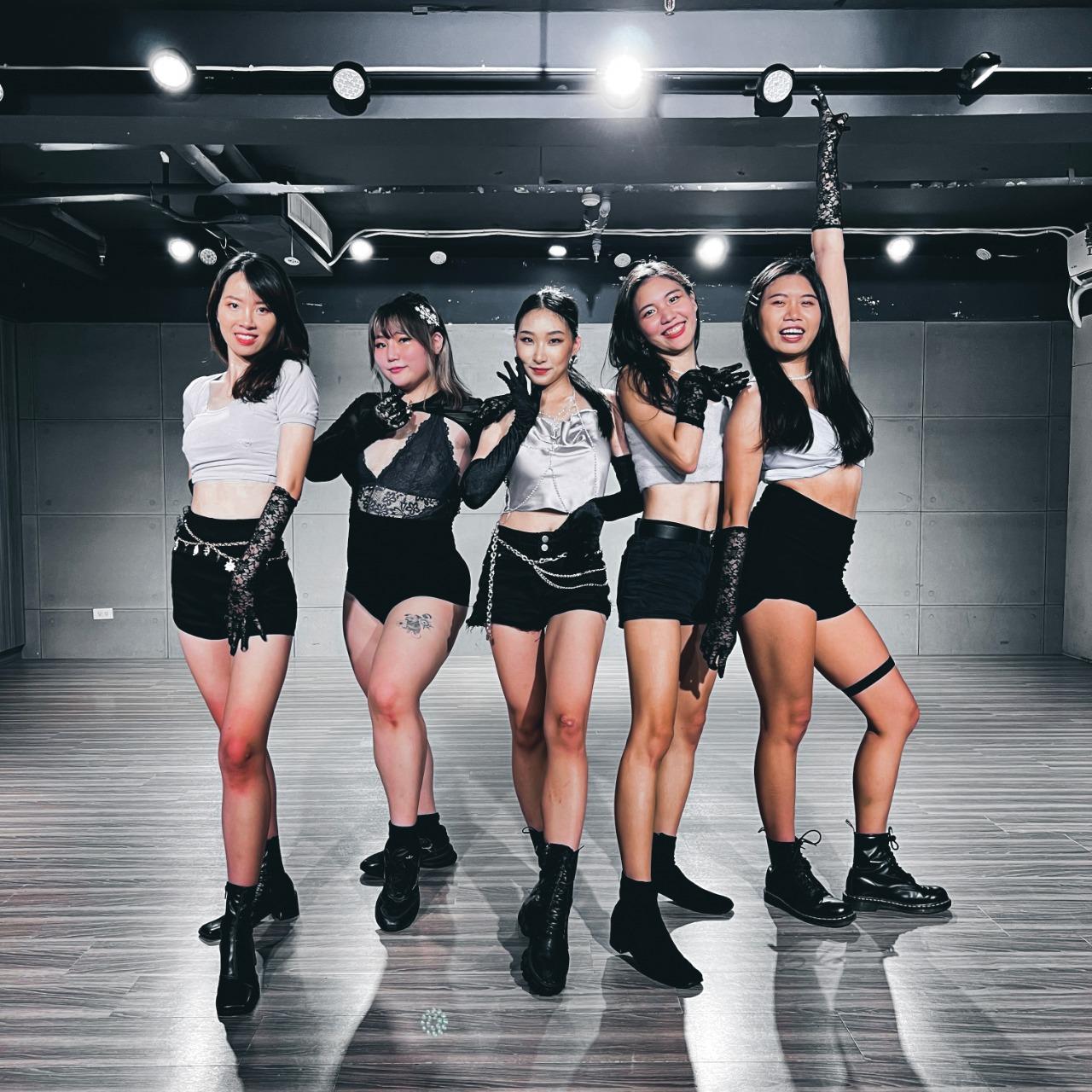 iDance Studio | YouTube, Instagram, Facebook | 傳送門