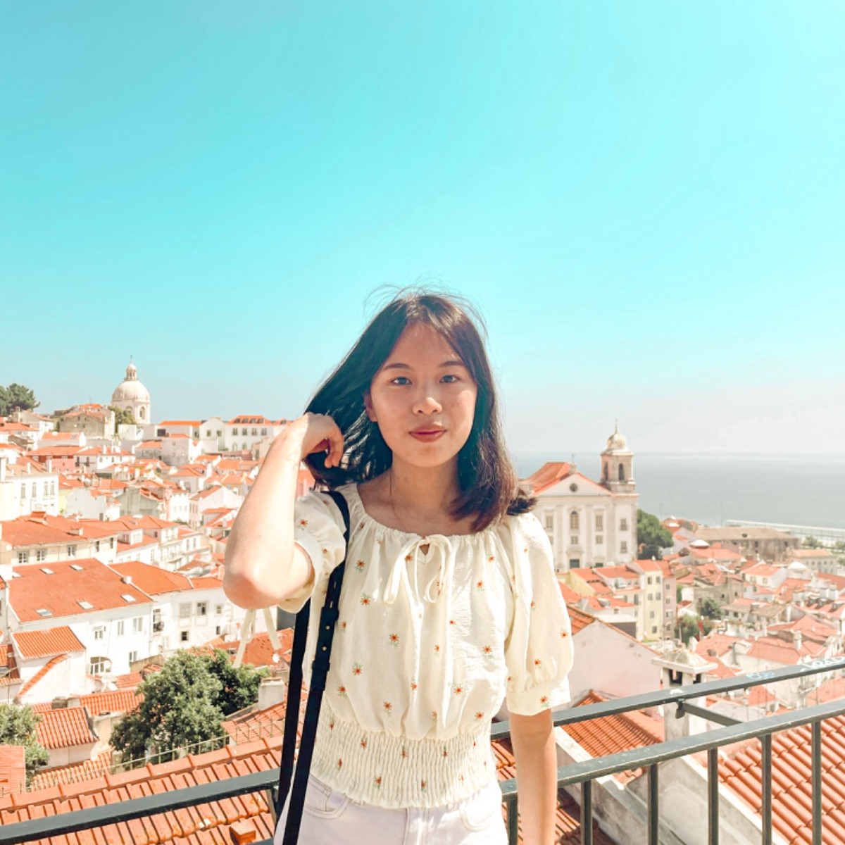 Charlotte | Instagram, YouTube | Portaly